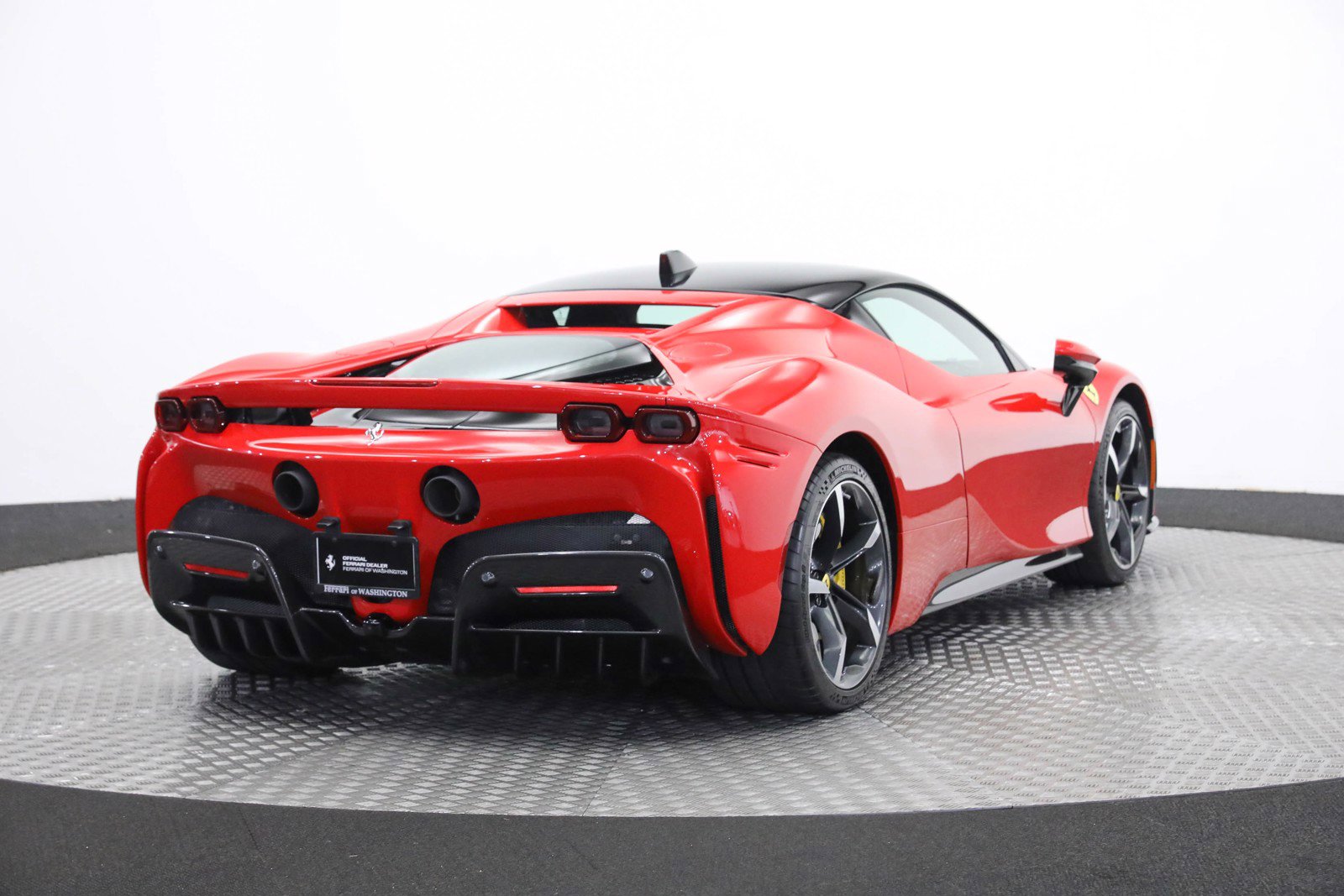 Certified 2022 Ferrari SF90 Stradale - Motorimport Import de vehicules ...