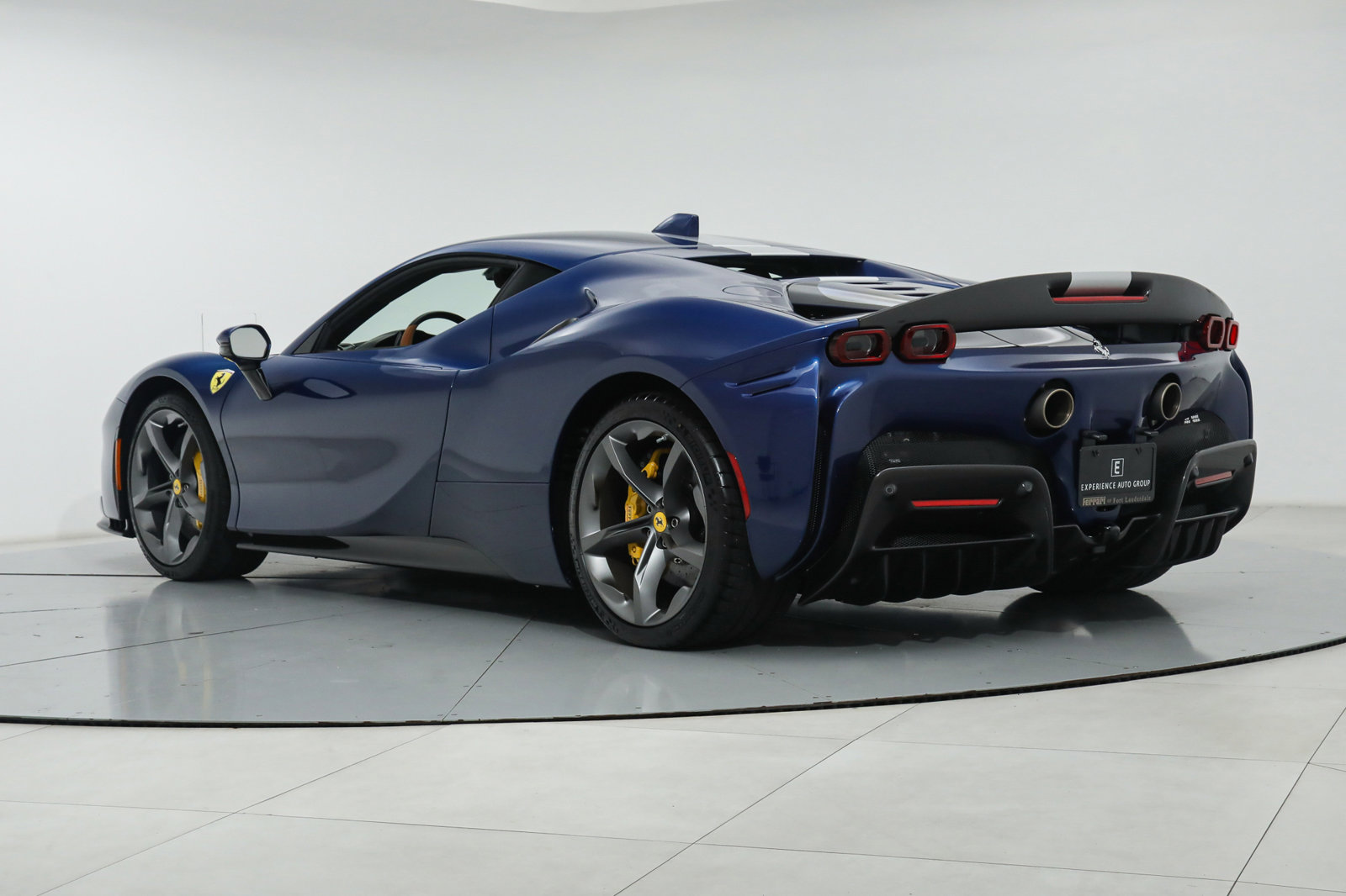 Certified 2022 Ferrari SF90 Stradale - Motorimport Import de vehicules ...