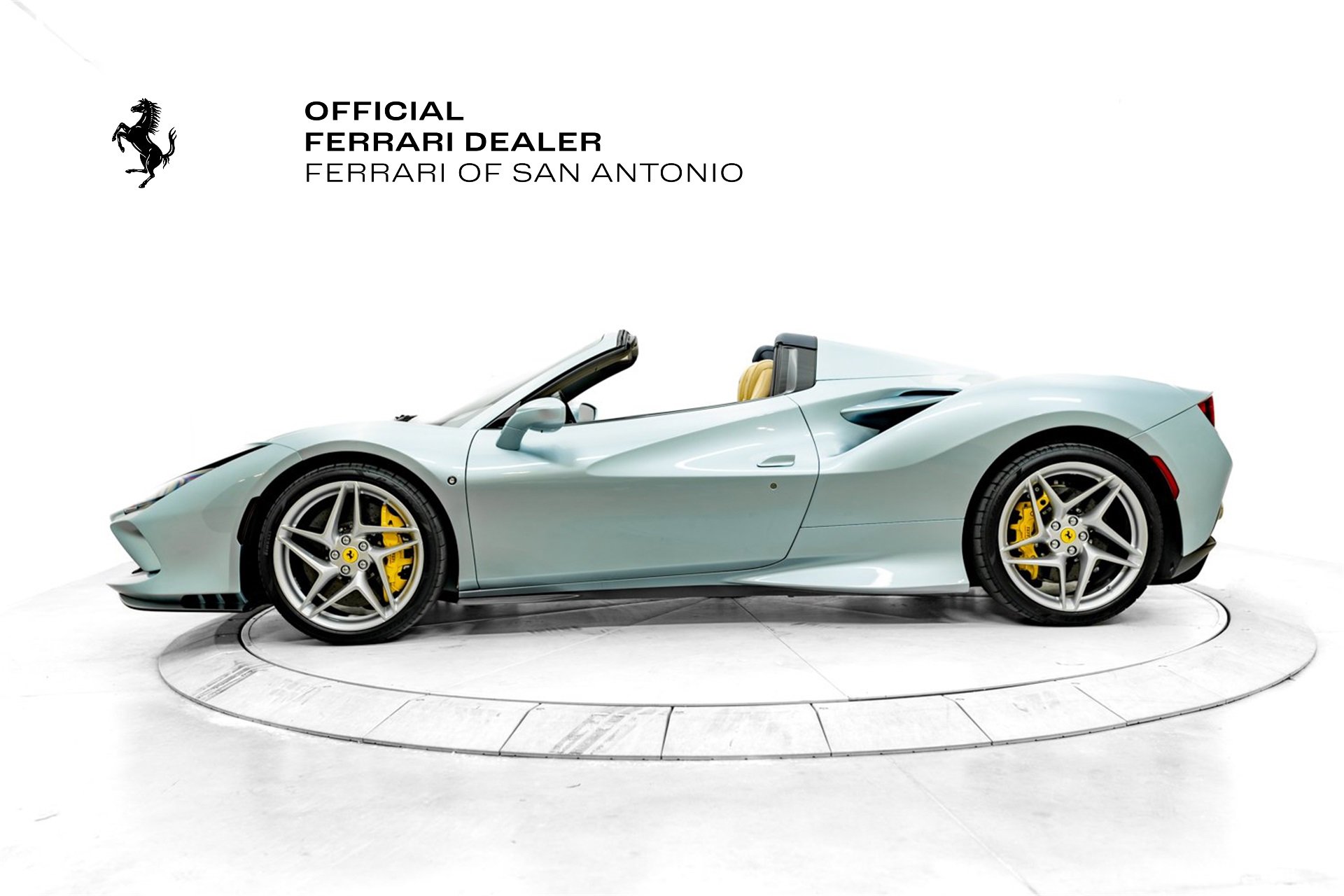 Certified 2022 Ferrari F8 Spider - Motorimport Import de vehicules des ...